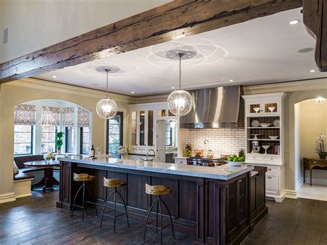 2 Legacy Custom Homes