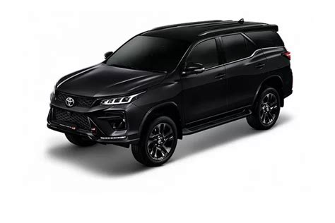 Toyota Fortuner Tampil Makin Gahar Dan Buas Begini Bocoran Spesifikasinya Ayo Bogor