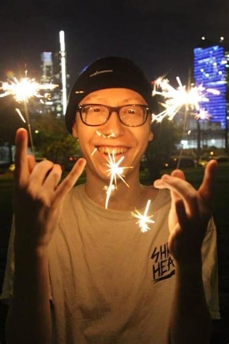 Chris Rivera About Entertainmentie