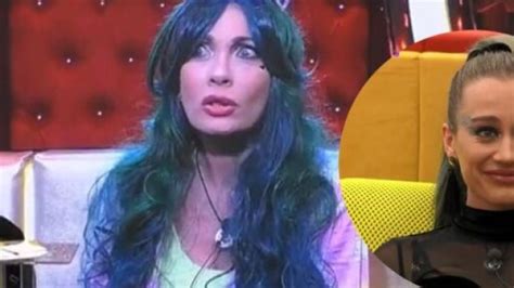 Gf Vip Nikita Imbarazzata Dalla Parodia Di Milena Fan Furiosi Da
