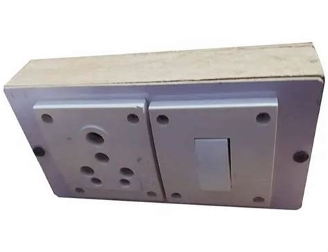 16 Wooden Switch Socket Combined Box 240 V Module Size 4 X 10 X 2 Inch At 75 Piece In