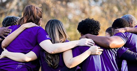 Voluntariado no Brasil Pesquisa aponta avanços nos últimos vinte anos