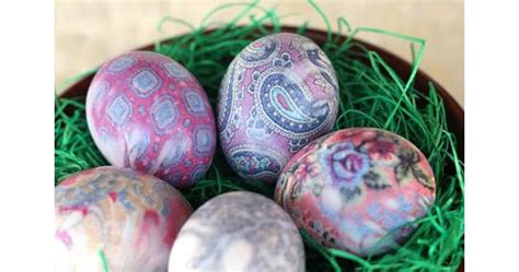 Боядисайте яйцата с пяна за бръснене