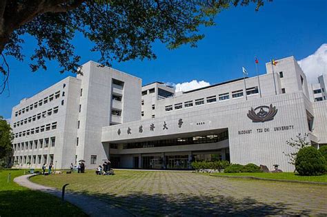慈濟大學成為烏克蘭庇護大學 援助30學生來台圖 中央通訊社 Line Today