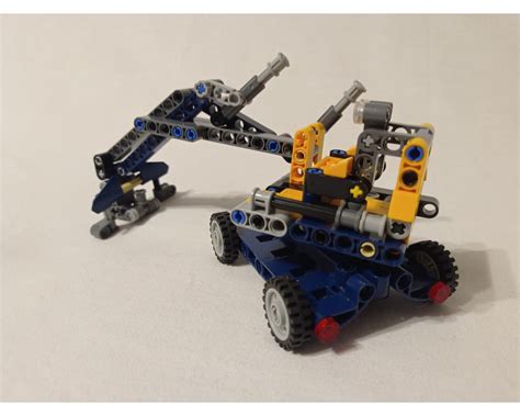 Lego Moc Mobile Crane 42147 Alternative By Erikgs Rebrickable Build