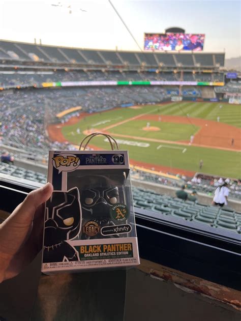 I Guess Its Really Not A Mystery Why Its Called “meteor Shower” Rmineralporn