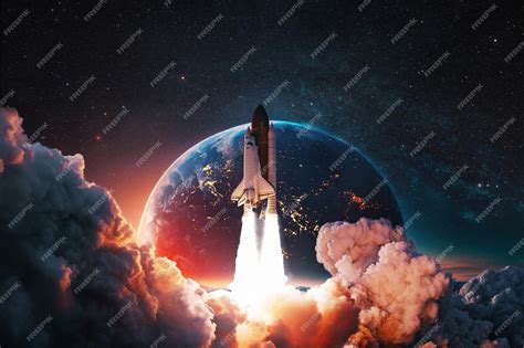 La Nouvelle Fusée De La Navette Spatiale Avec Souffle Et Bouffées De