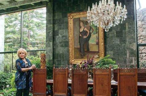 Polémica Exposición De Un Artista Muestra El Lado Oculto De Los
