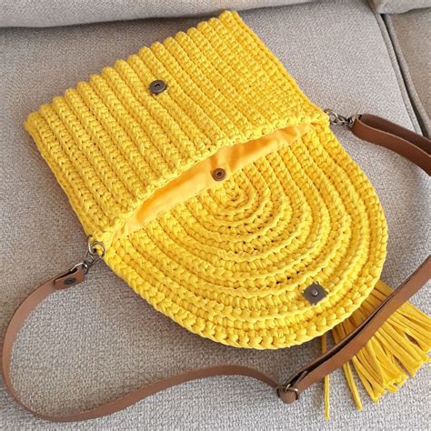 Bolsa de crochê fio de malha amarelo Roma tamanho G Elo7