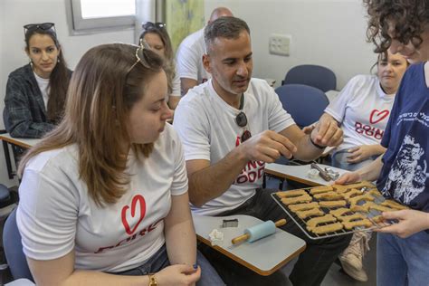 זינוק של 300 בהיקף המתנדבים בעיקר נשים גם לטובת משימות שגרתיות