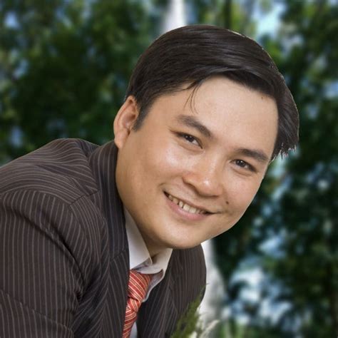 About Chung Trịnh Medium