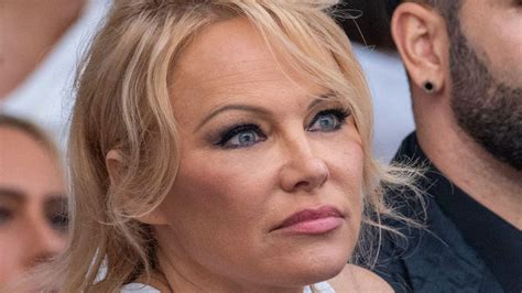 Pamela Andersons Alternative Living Arrangement Revealed Amid Shock