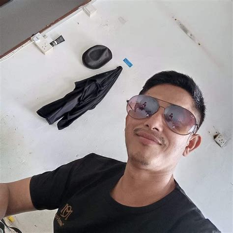 ဂွကျမနားဂု အပျိုကြီးတိ လင်မရလို့ ယေပိုင်လေ့လုပ်ရလား သနားပါရေ