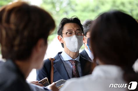 안철수 재정정책 비판 이상민 연구위원 불기소 검찰 혐의 없음