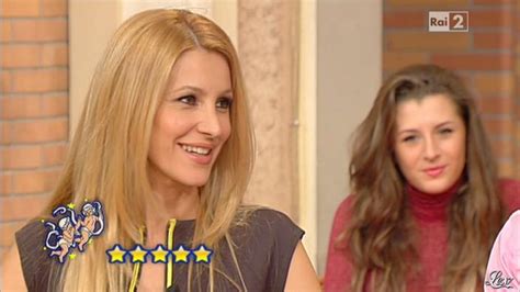 Adriana Volpe Dans I Fatti Vostri 29 11 12 14