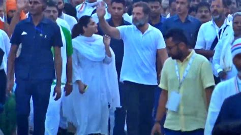 Ex Mp Ramya Joined Rahul Gandhi In Bharat Jodo Yatra ಭಾರತ್ ಜೋಡೋ