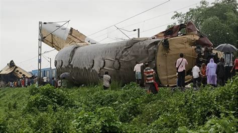 Bengal Kanchenjunga Express Train Accident Live Updates Service Resume