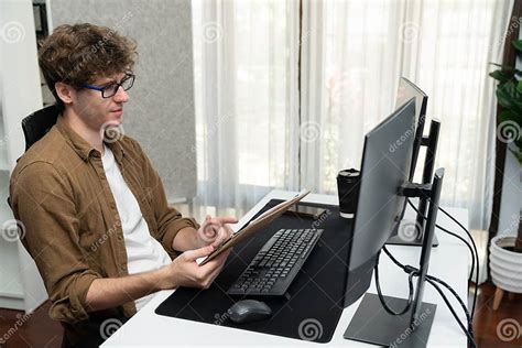 It Developer Reading Online Software Development On Document Report