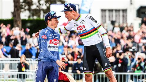Rien à Faire Monsterlijke Mathieu Van Der Poel Wint Ook Parijs Roubaix