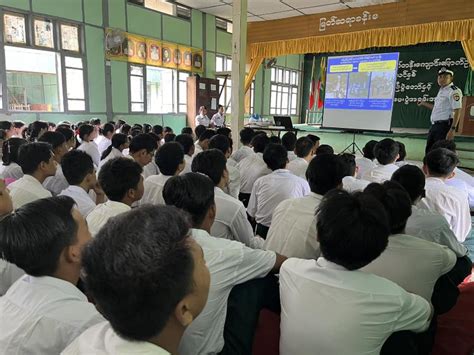 မြောက်ဥက္ကလာပမြို့နယ် အ ထ က ၂ ကျောင်းတွင် ယာဥ်စည်းကမ်း၊ လမ်းစည်းကမ်း