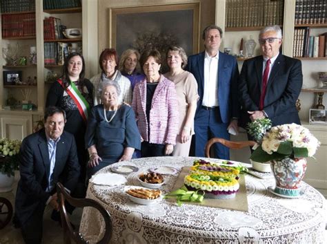 Parabiago Ha Festeggiato La Sua Centenaria Elisa Colombo Sempione News