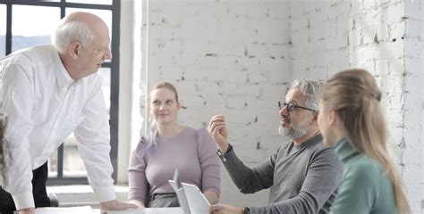 Съвместни действия на социалните партньори за адаптиране на работната среда към специфичните