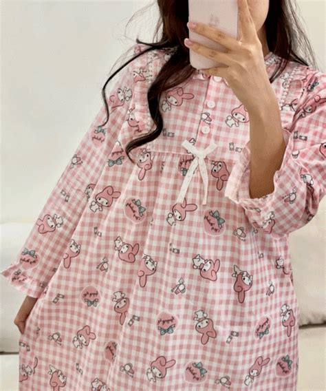 [정품 77사이즈 가능] 마이멜로디 잠옷 산리오 빅사이즈 토끼 파자마 핑크 체크 원피스 상하세트 에이블리
