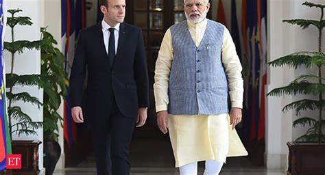 India France India France Ink 14 Pacts To Boost Defence Security