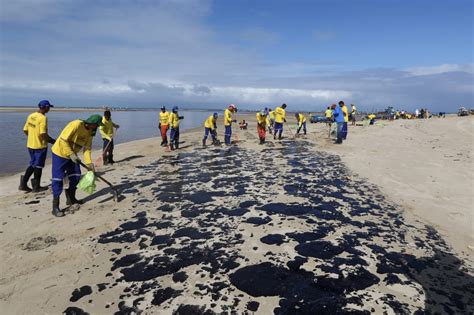 Clean Up On Brazils Beaches Amid Oil Spill Mystery Rnz News