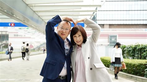 陳仲尼夫婦情人節派朱古力盼財爺派糖 柯創盛與「嘉欣」有緣│kelly Online 新冠疫情專頁