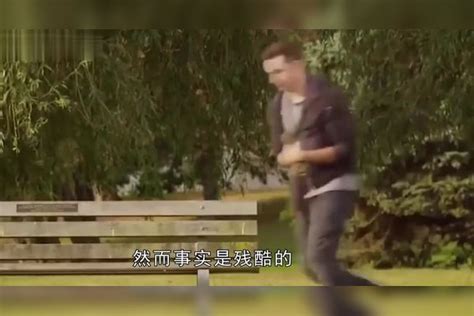 老外发明“遛狗神器”,彻底解放双手,终于不用弯腰捡屎了神器双手老外 老外发明“遛狗神器”,彻底解放双手,终于不用弯腰捡屎了神器双手老外