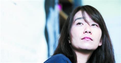 한강 책이 청소년유해도서나쁜책 검열에 시달리는 도서관