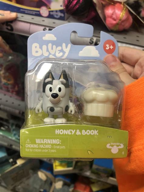 Something Doesnt Seem Quite Right Rbluey
