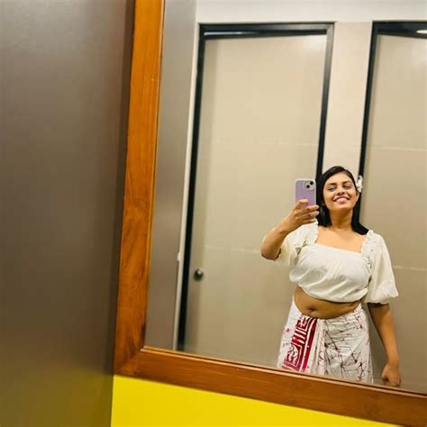 Wathsala Wathsala • Threads Say More