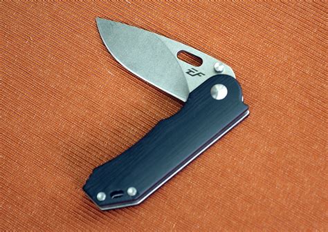 Knife Review Ef D2 Folding Knife Candle Power Flashlight Forum