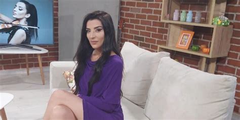 Андријана Јаневска е најдобра пејачка во светот на натпревар во САД Reporter Mk