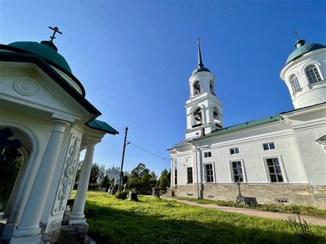 К 3 целебным источникам и 2 древним монастырям из Петербурга 🧭 цена