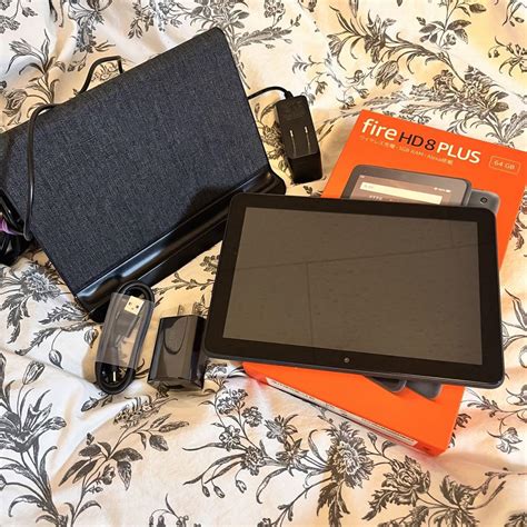 第10世代 Fire Hd 8 Plus タブレット 64gb 充電スタンド付き By メルカリ