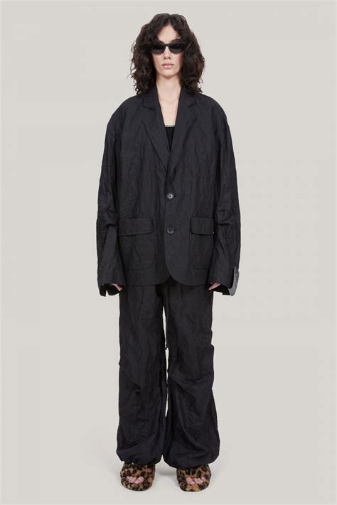 Купить Укороченный жакет с контрастной отделкой цены в официальном интернет магазине