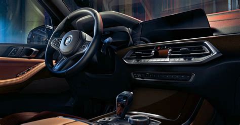 A Detailed Look At The 2022 Bmw X5s Interior