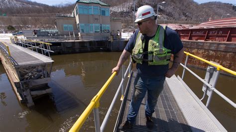 Critical Mississippi River Lock And Dam System Is Crumbling