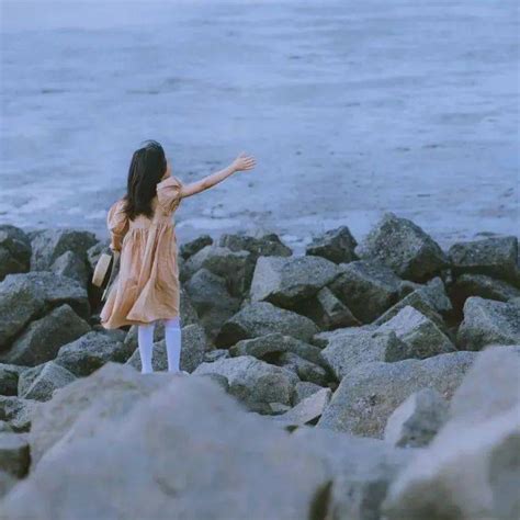 “出去浪”和“宅在家”的孩子，长大后谁更有出息性格卡尔·朋友