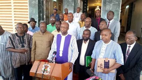 Situation Sécuritaire Au Burkina Faso Le Gouvernement Consulte L