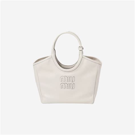 미우미우 아이비 레더 백 초크 화이트 Miu Miu Kream