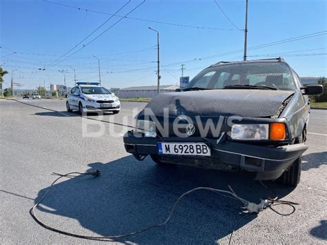 От последните минути Жица на тролеите падна пред кола на Оряховско шосе във Враца и стана беля