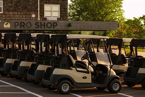 Guest Services Mill River Resort