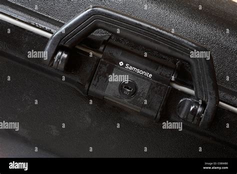 Samsonite black suitcase Stock Photo - Alamy