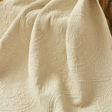Brandream Beige Sunflower Quilt Cotton Quilted Throw