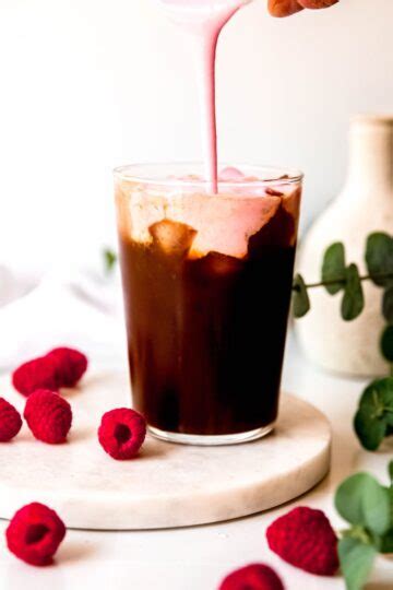 Raspberry Cream Cold Brew (Starbucks Copycat) - coffeecopycat.com