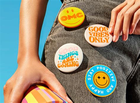 Custom Round Buttons Gloss Or Matte Finish Jukebox Print